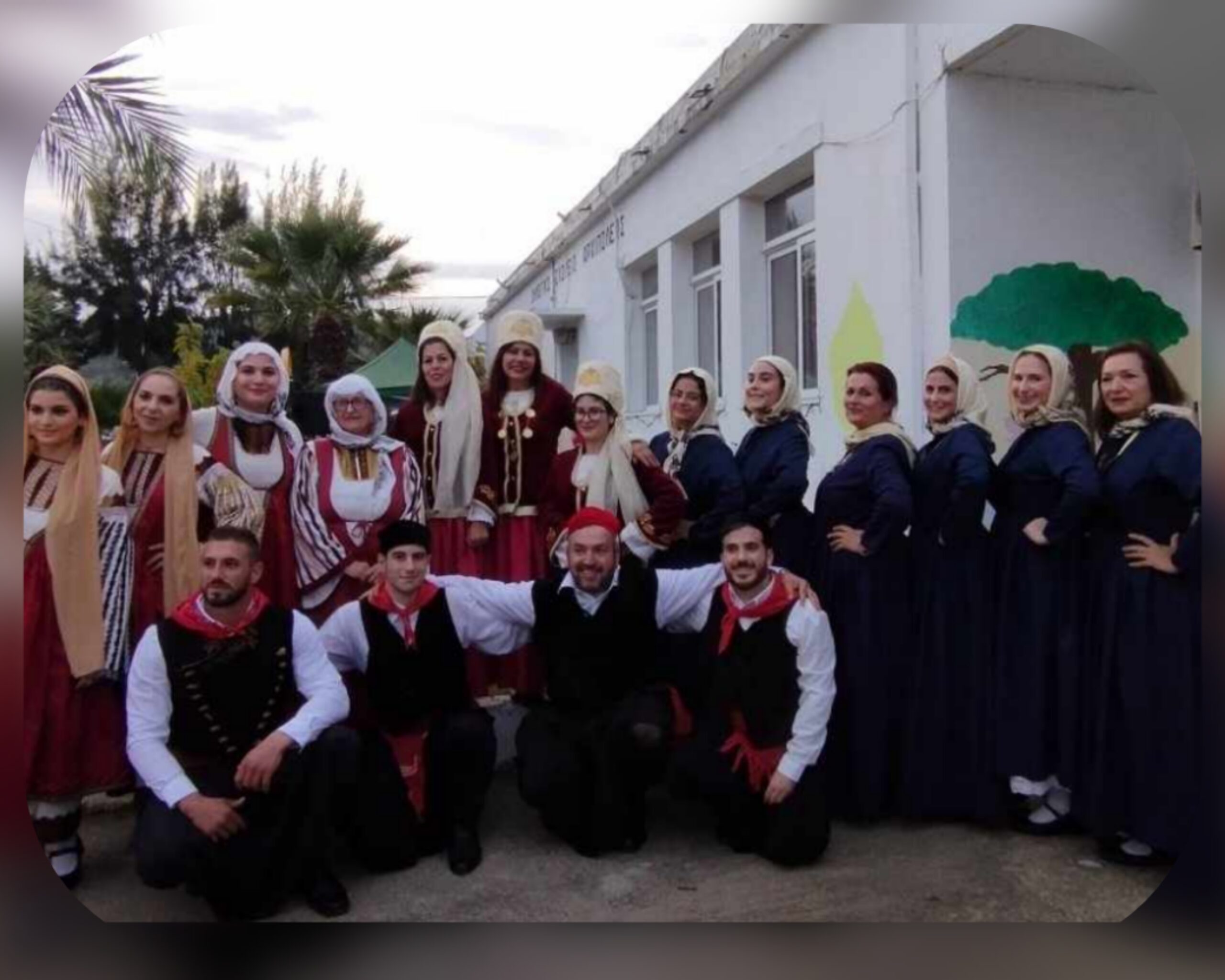 Εντυπωσίασε το χορευτικό της Ένωσης Καλυμνίων Ρόδου στην Αρχίπολη ...